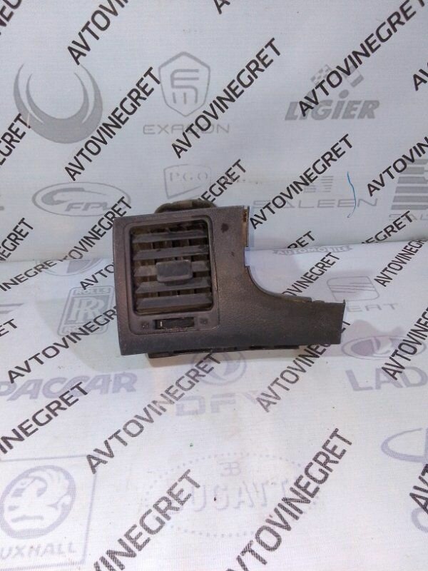 Дефлектор воздуховод левый Toyota Corolla 150 Б/У с пробегом