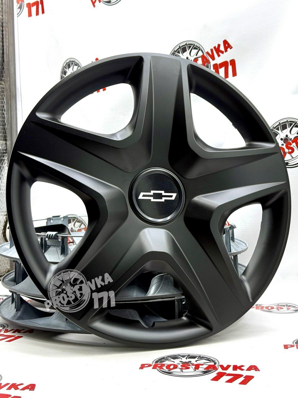 1шт Chevrolet R16 (418) (BL) колпаки на диски