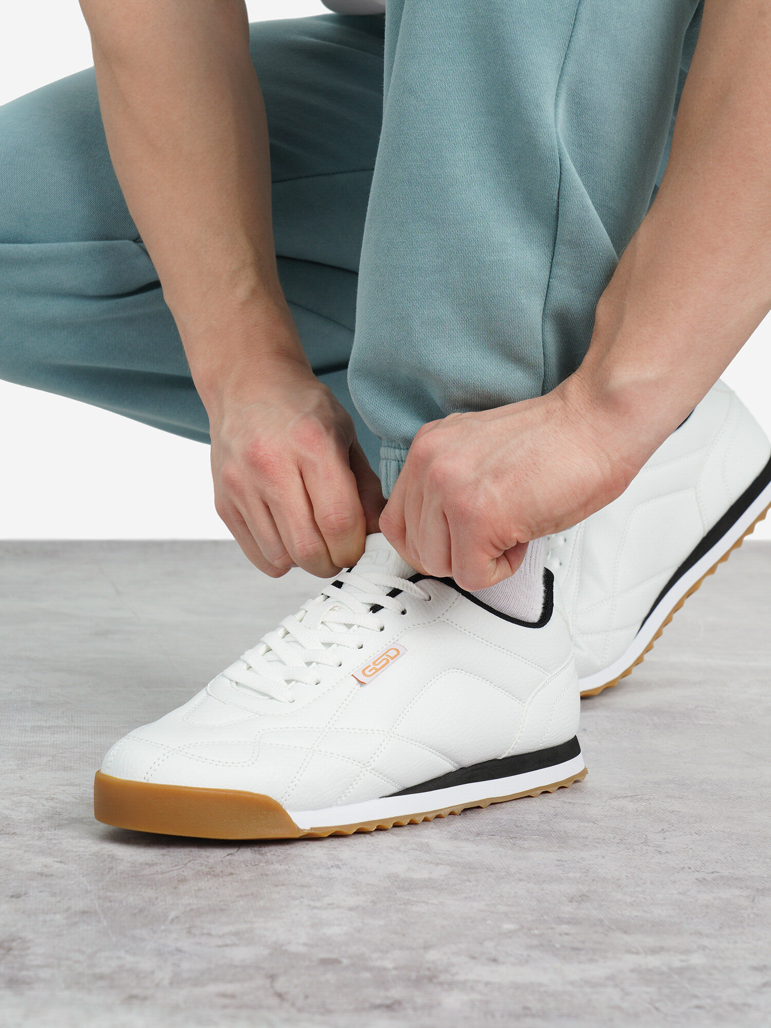 Кроссовки GSD