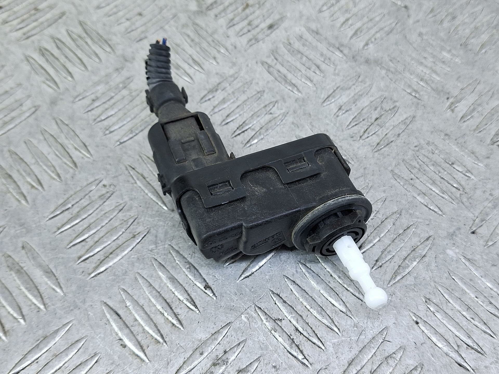 Корректор фар Hyundai Getz рест. 2006