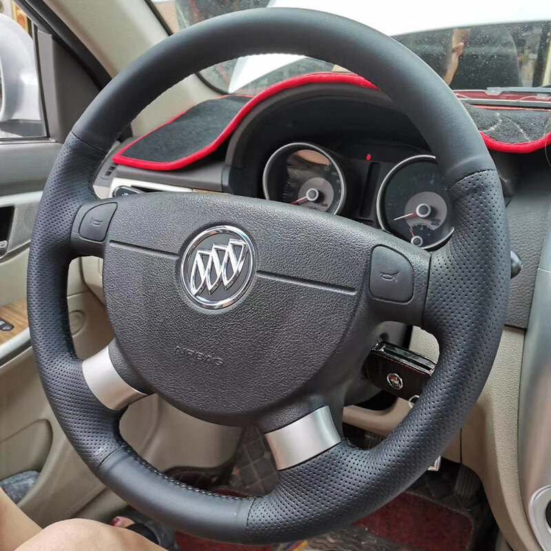 Кожаное рулевое колесо для Buick Excelle 2003-2015, черное с боковыми отверстиями и черной строчкой