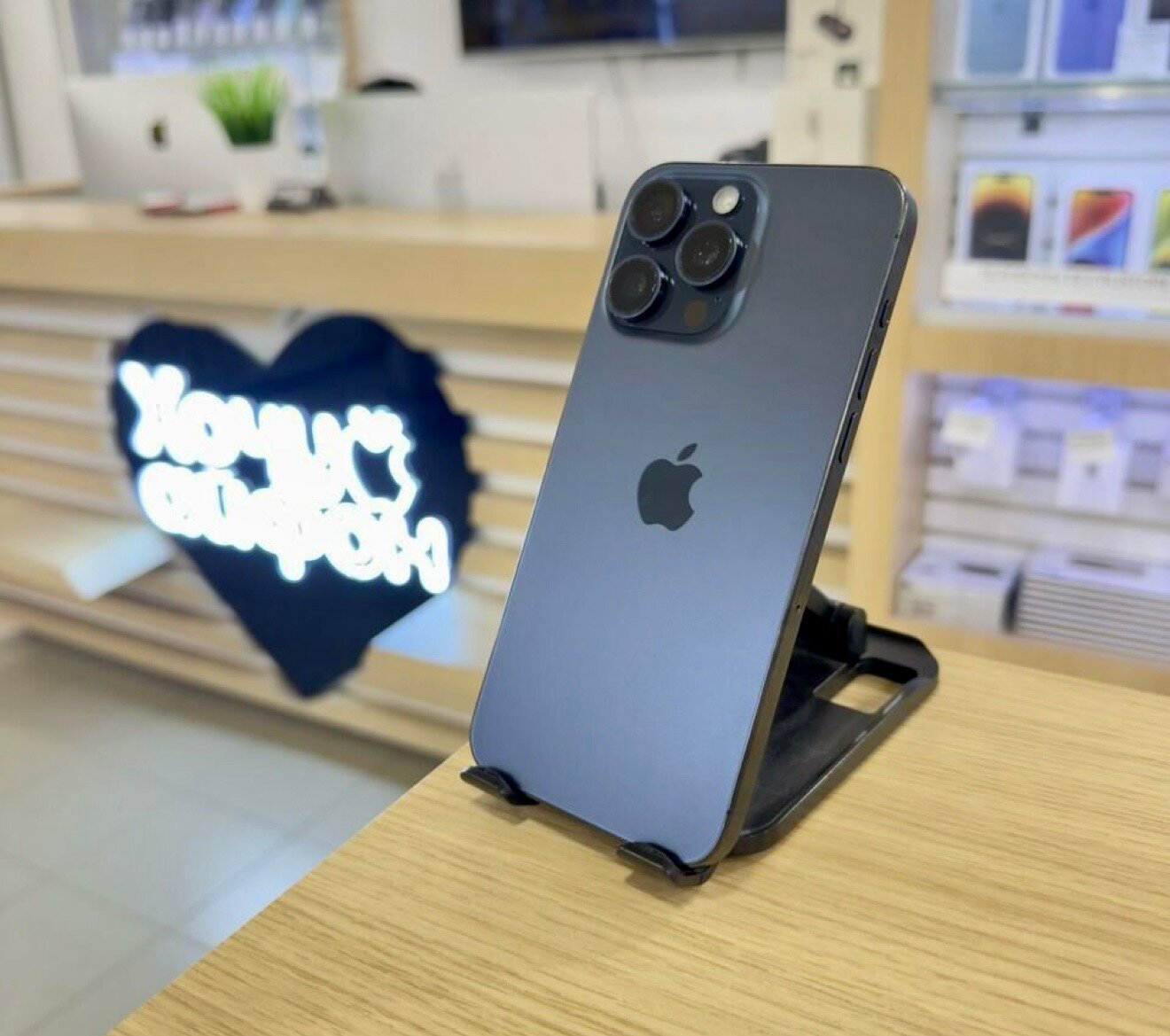 Смартфон Apple iPhone 15 Pro Max 512Gb, Blue Titanium, Nano+eSIM