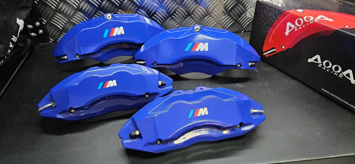 Алюминиевые накладки на суппорта для BMW G01/G02/G30 (2.0D)