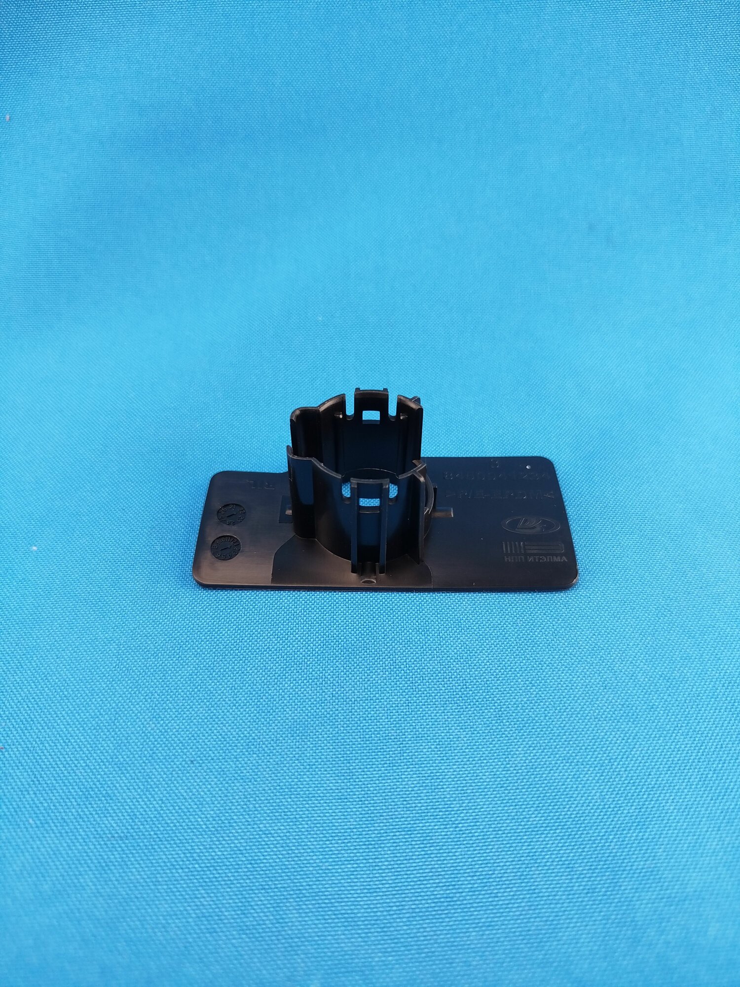 Держатель датчика парковки "ВАЗ" а/м Веста задний центральный левый