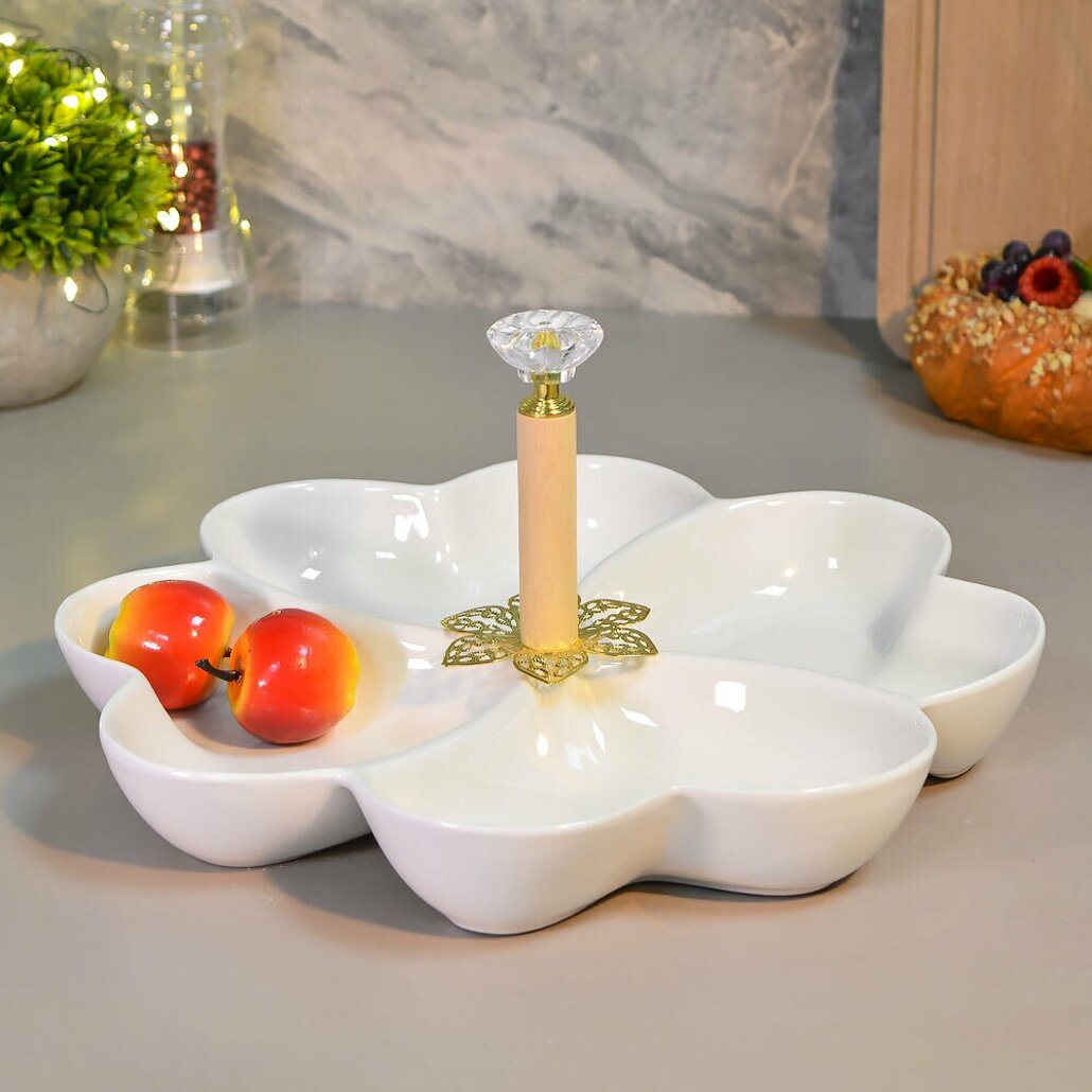 Менажница фарфоровая 4 секции цвет белый, диаметр 25см, подарочная упаковка