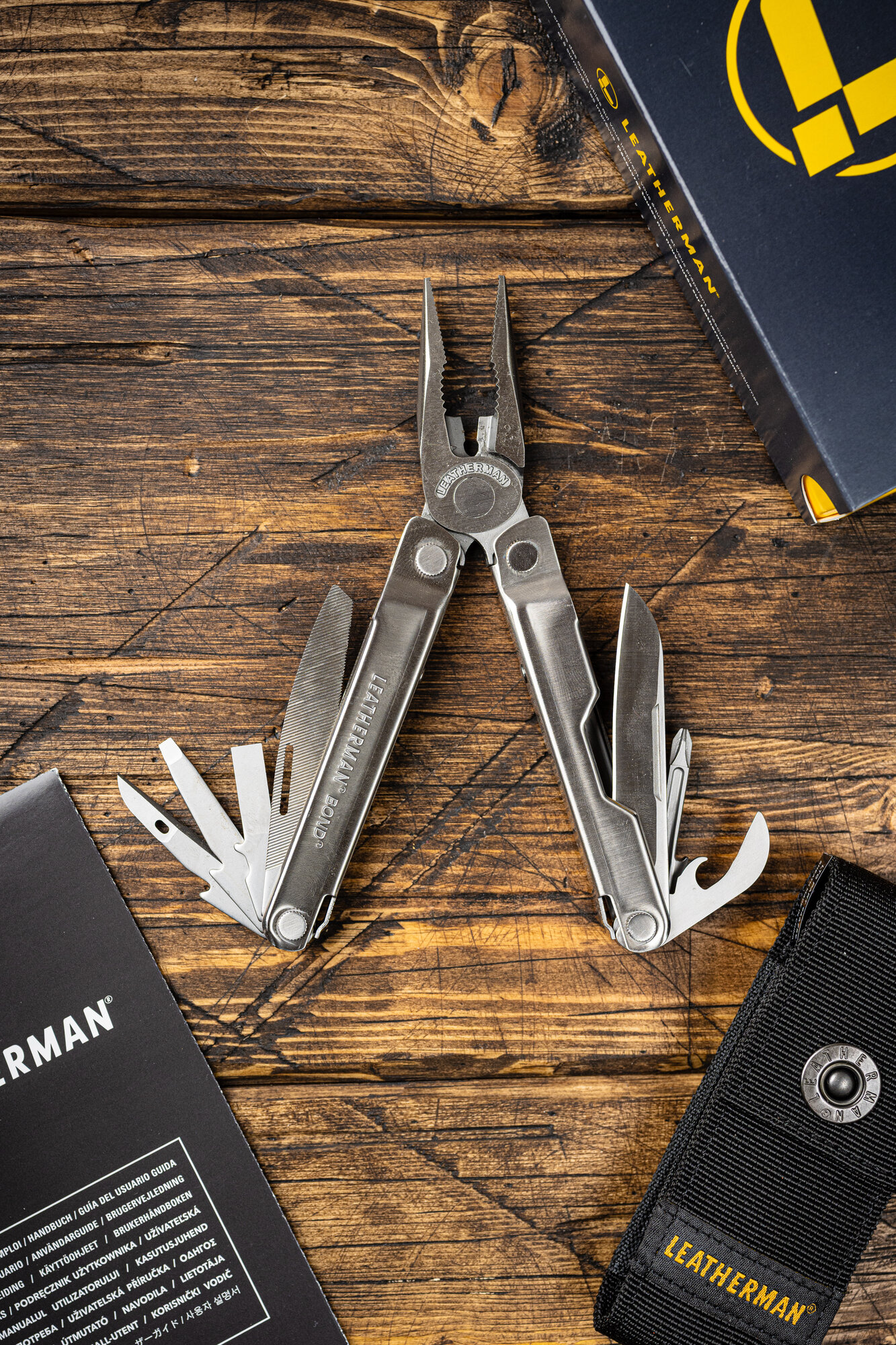 Мультитул LEATHERMAN Bond, 14 функций, нейлоновый чехол (832936)