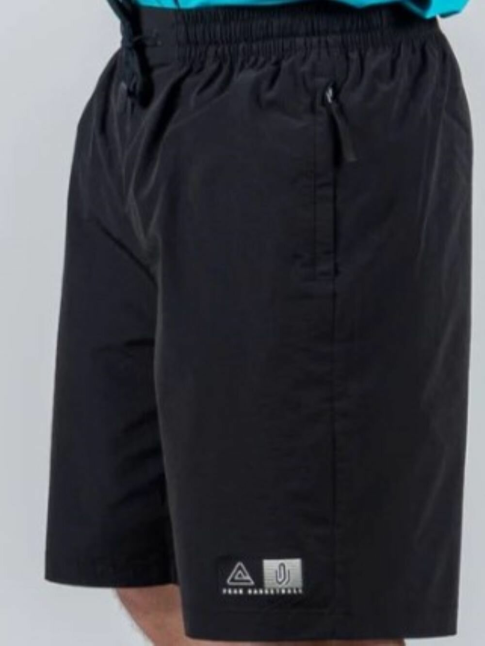 Шорты спортивные