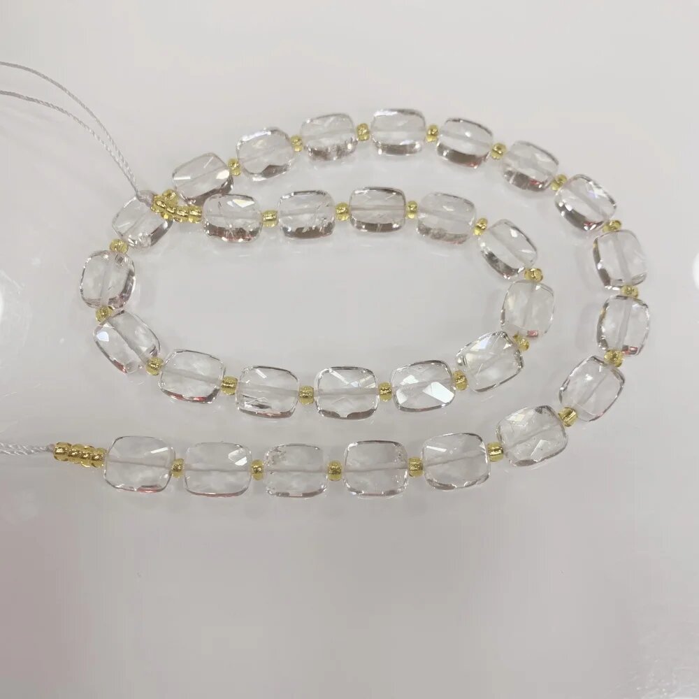 Цветной флюорит бусина 8x10 мм crystal white quartz