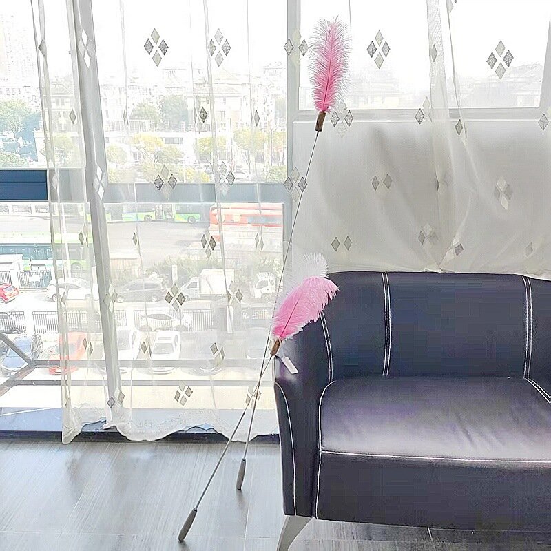 Кошачья игрушка супер-длинный стек с куриным хвостом/страусиные перья. Забавная палочка для кошек с страусиным пером,