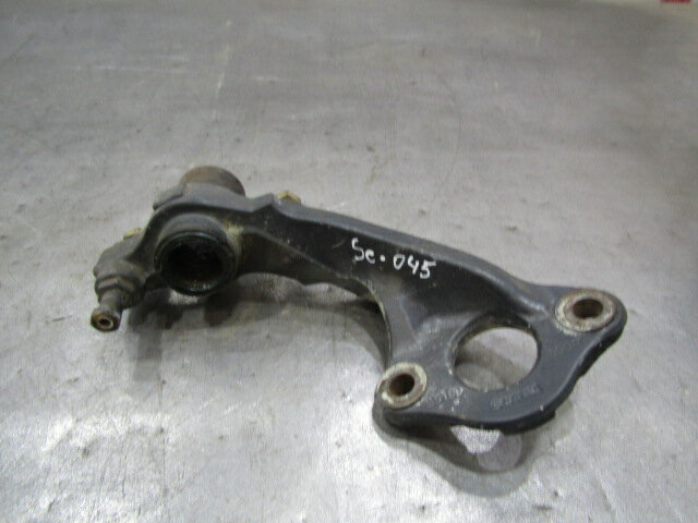 Кронштейн энергоаккумулятора передний правый Scania 6-series