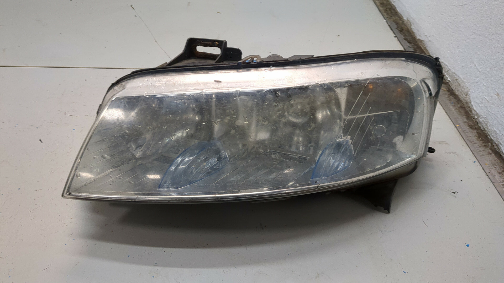 Фара (передняя) левая Fiat Stilo Б/У