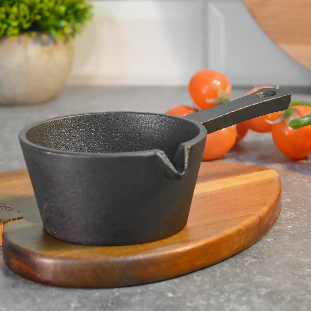 Кокотница 170мл чугунная с длинной ручкой "Culinaria"