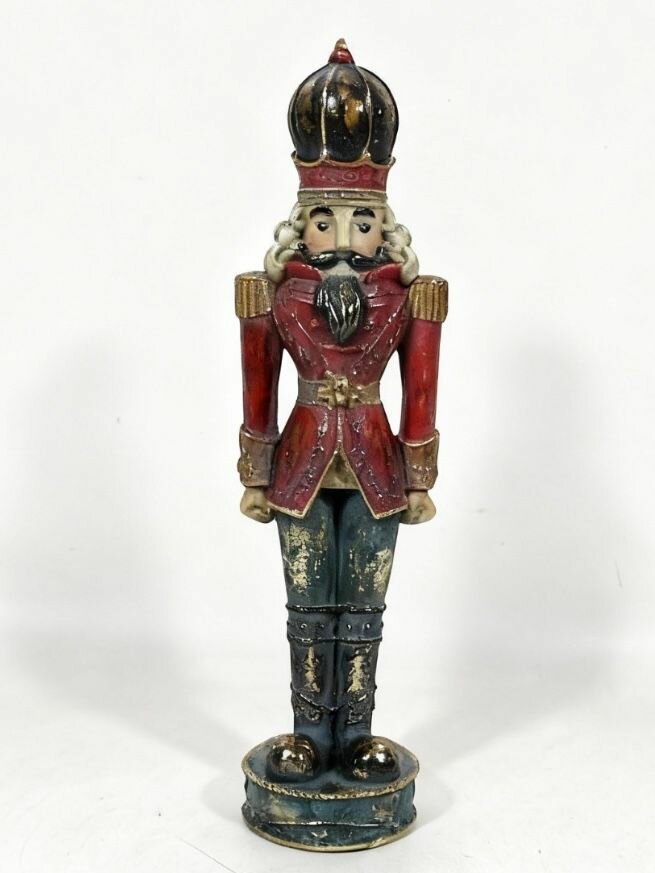 Фиругка декоративная Солдат в красном мундире антик