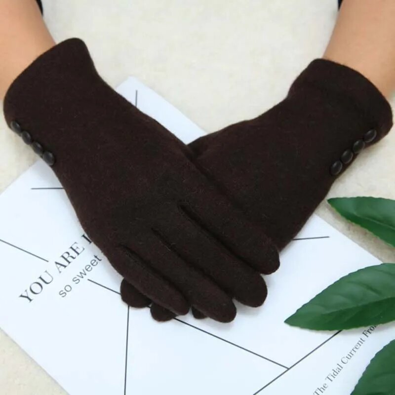 Перчатки для женщин