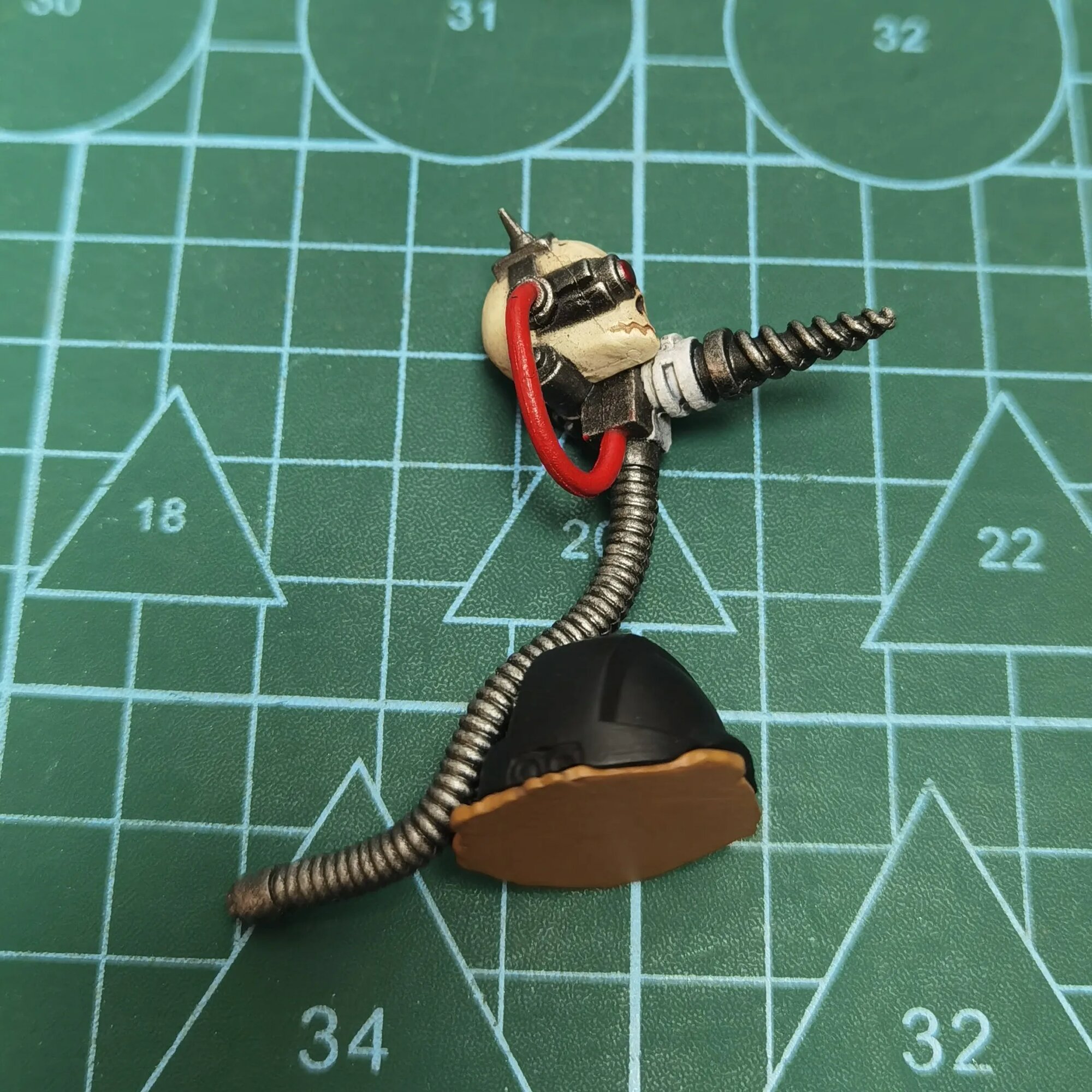 Фигурка JOYTOY Warhammer 1/18 Blood Angels Sanguinary Priest, Toy Accessory 9