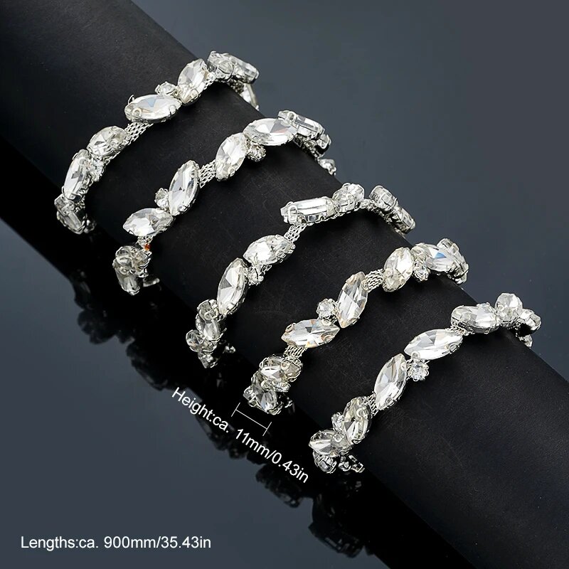 Блестящая лента QIAO металлическая 90 см Silver base clear