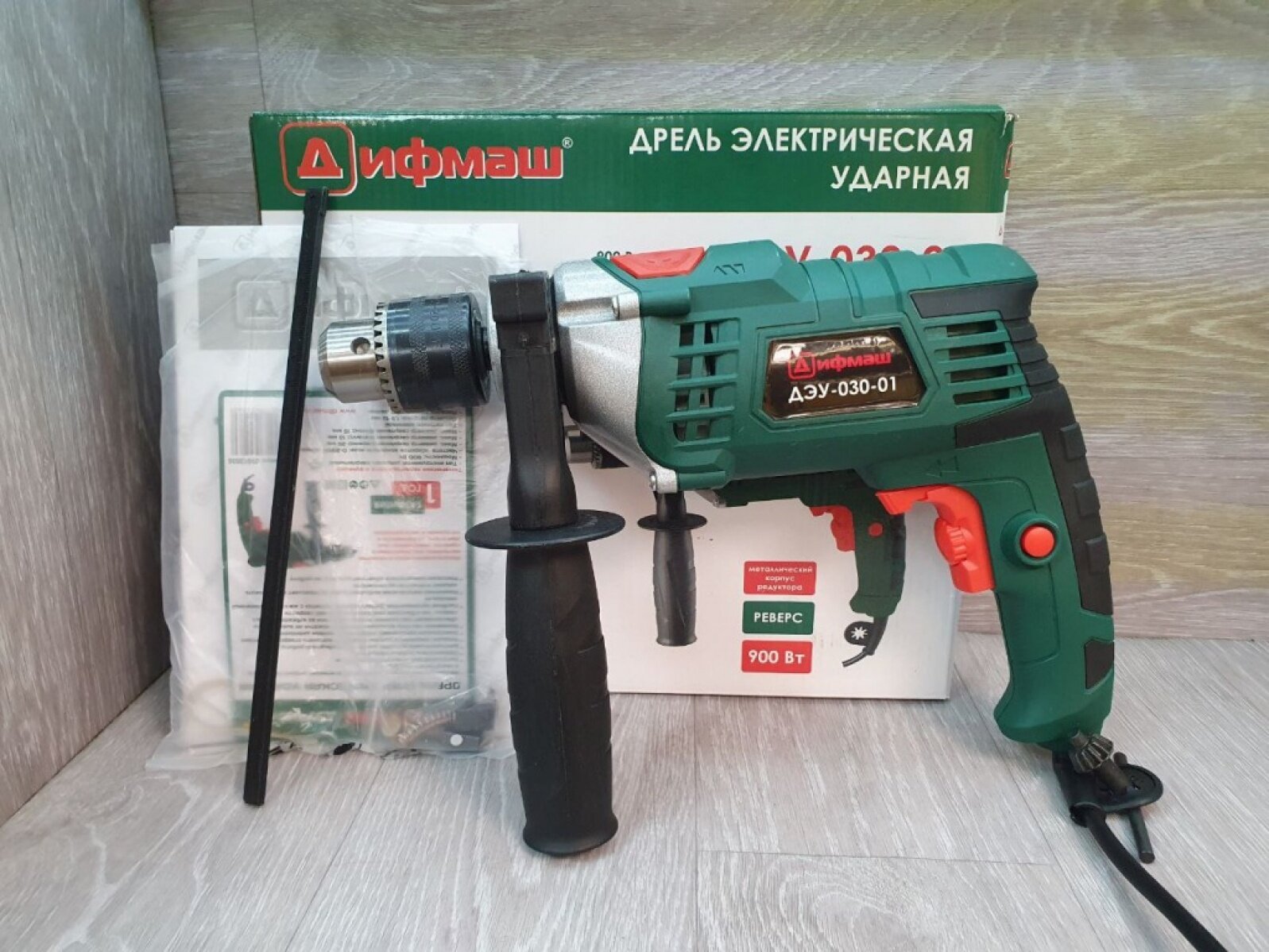 Дрель сетевая ударная Дифмаш ДЭУ-030-01, 900 Вт