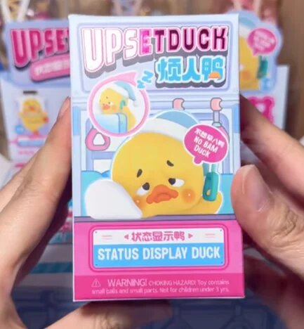 Коллекционная фигурка Upset Duck Status Display Duck, цвет: 1pcs random