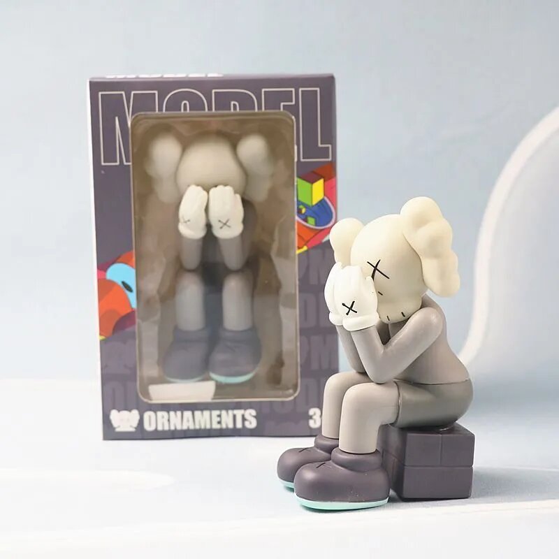 Декоративная фигурка Kaws, 11х4.5 см, для интерьера, белая