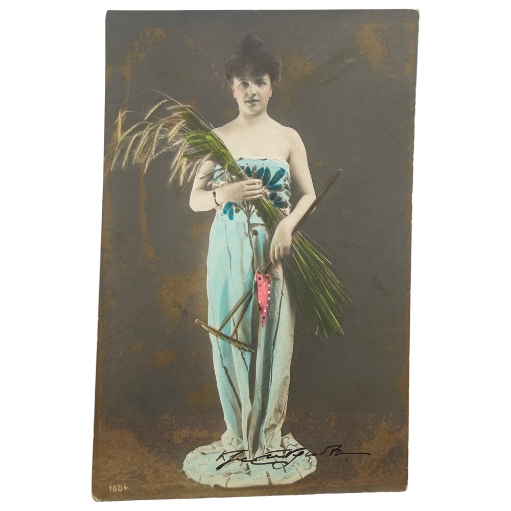 Почтовая открытка "Аллегория Лета и Жатвы" 1900-1917 гг. Европа (лот№3)