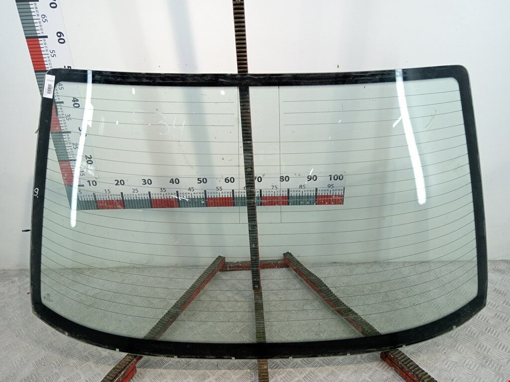 Стекло заднее BMW 5-Series (E34) 51318181395 арт. 2247586