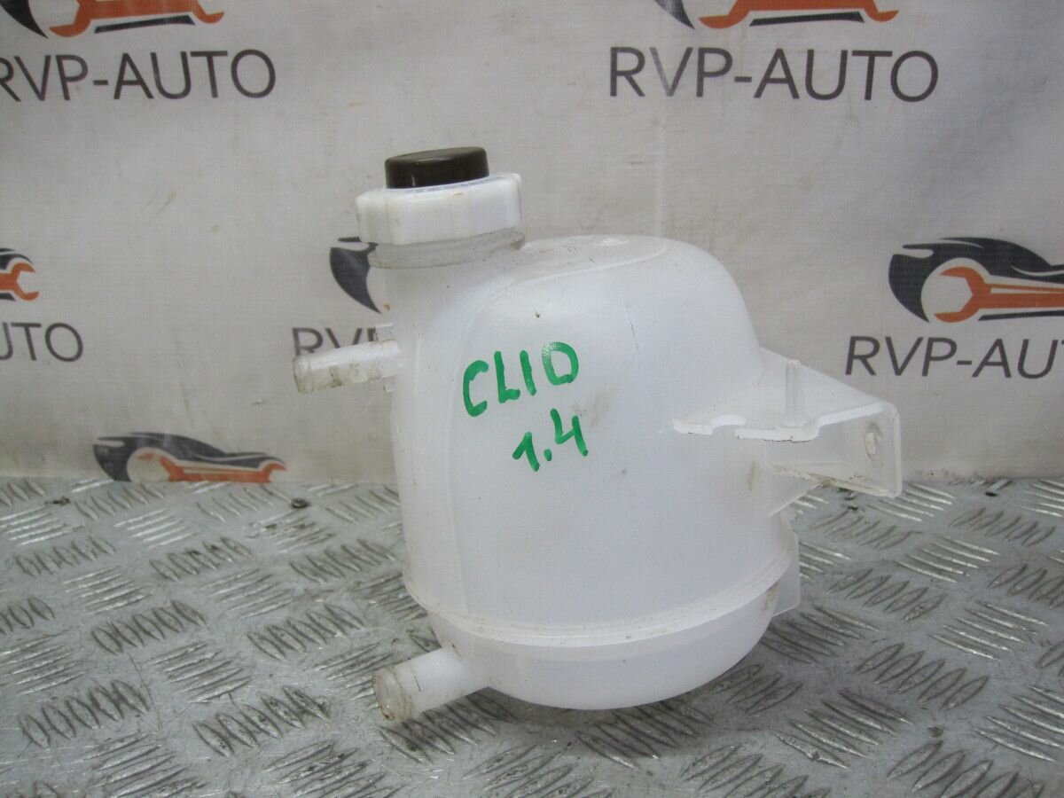 Бачок омывателя лобового Renault Clio 2 1998-2001 7701470460