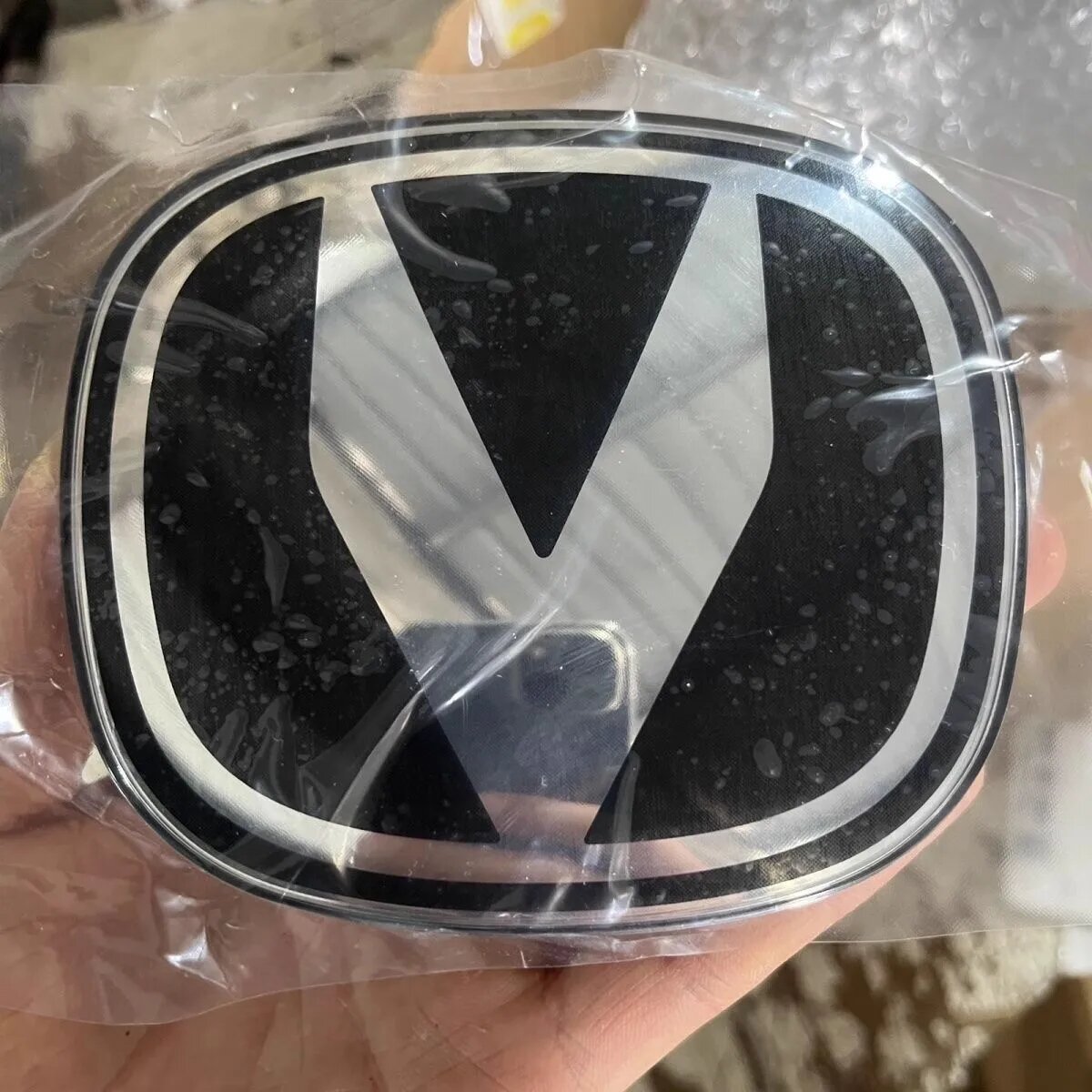 Передний задний логотип для Changan Oushang X5 plus X7 plus 2024 года, 1 шт. X7 front 1pc