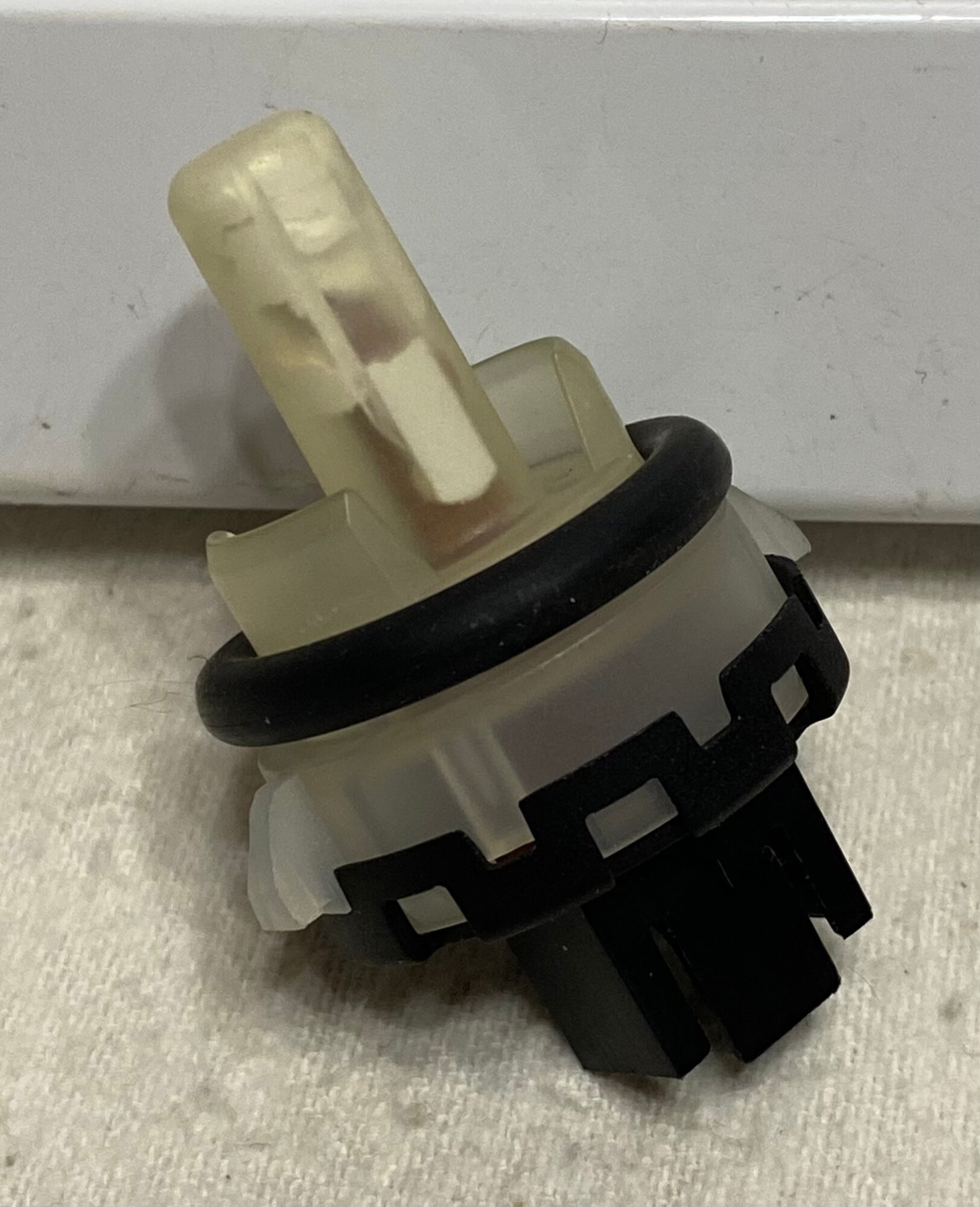 Датчик/ сенсор мутности воды для посудомоечной машины Electrolux (электролюкс), AEG (АЕГ), IKEA (икеа), Zanussi (Занусси) 111591205