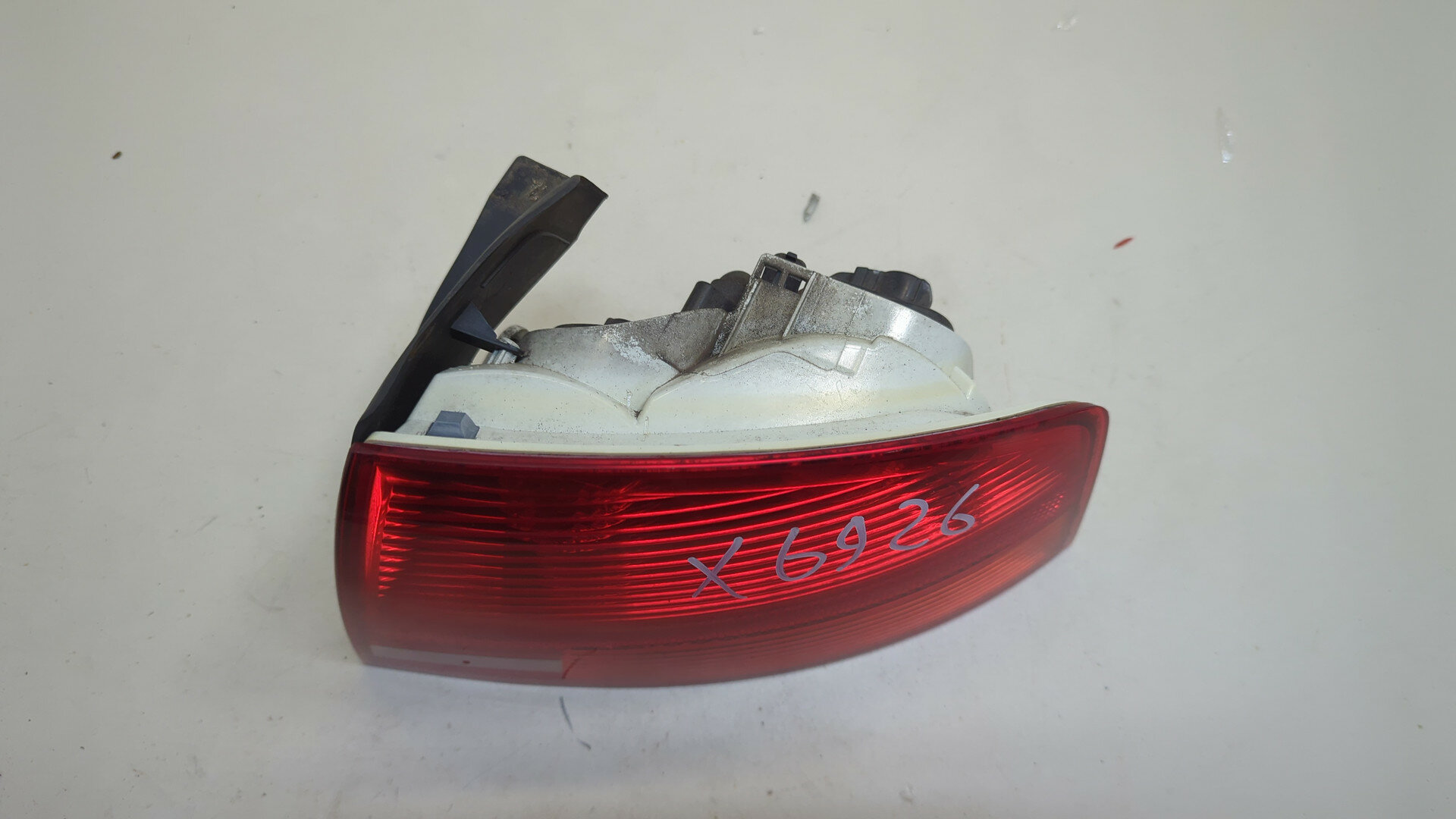 Фонарь (задний) правый Audi A4 (B7) Б/У