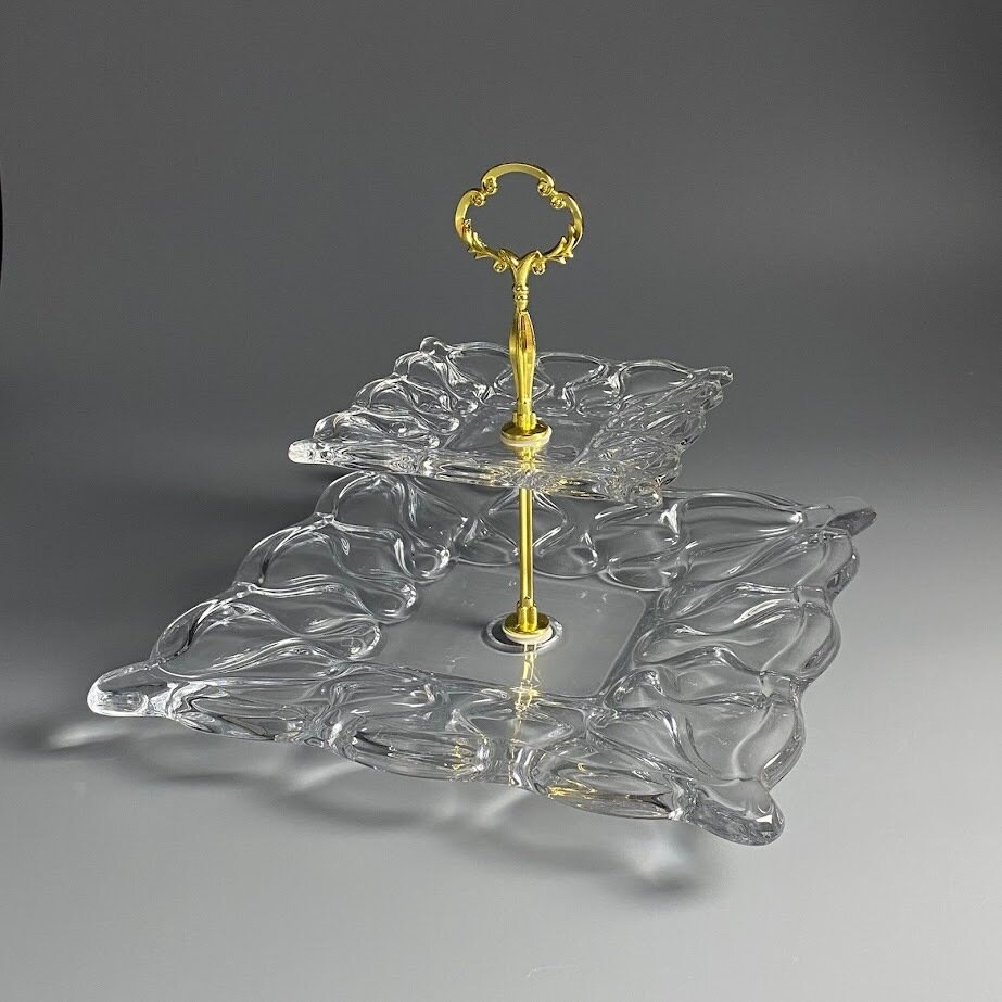 Двухъярусная этажерка