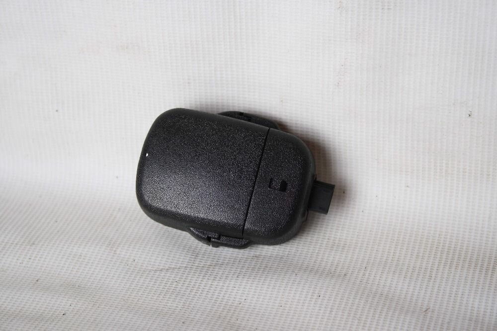 Датчик дождя Opel Astra J 13311618