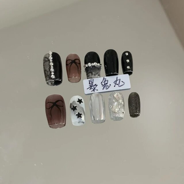 Набор из 10 горячих длинных заостренных ногтей ручной работы в форме гроба, полностью покрывающих ногти, накладные ногти Sanrio KT с металлической цепочкой и сверкающими бриллиантами в виде цветка, Размер: М-16-12-13-12-10