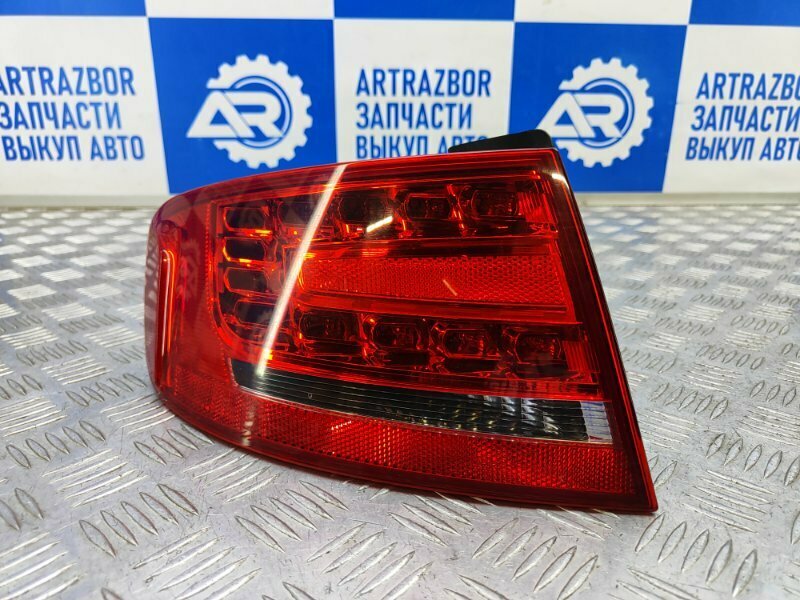 Б/У Фонарь задний левый Audi A4 B8 / Ауди A4 B8 1.8 CDH 120 Л.C 2010