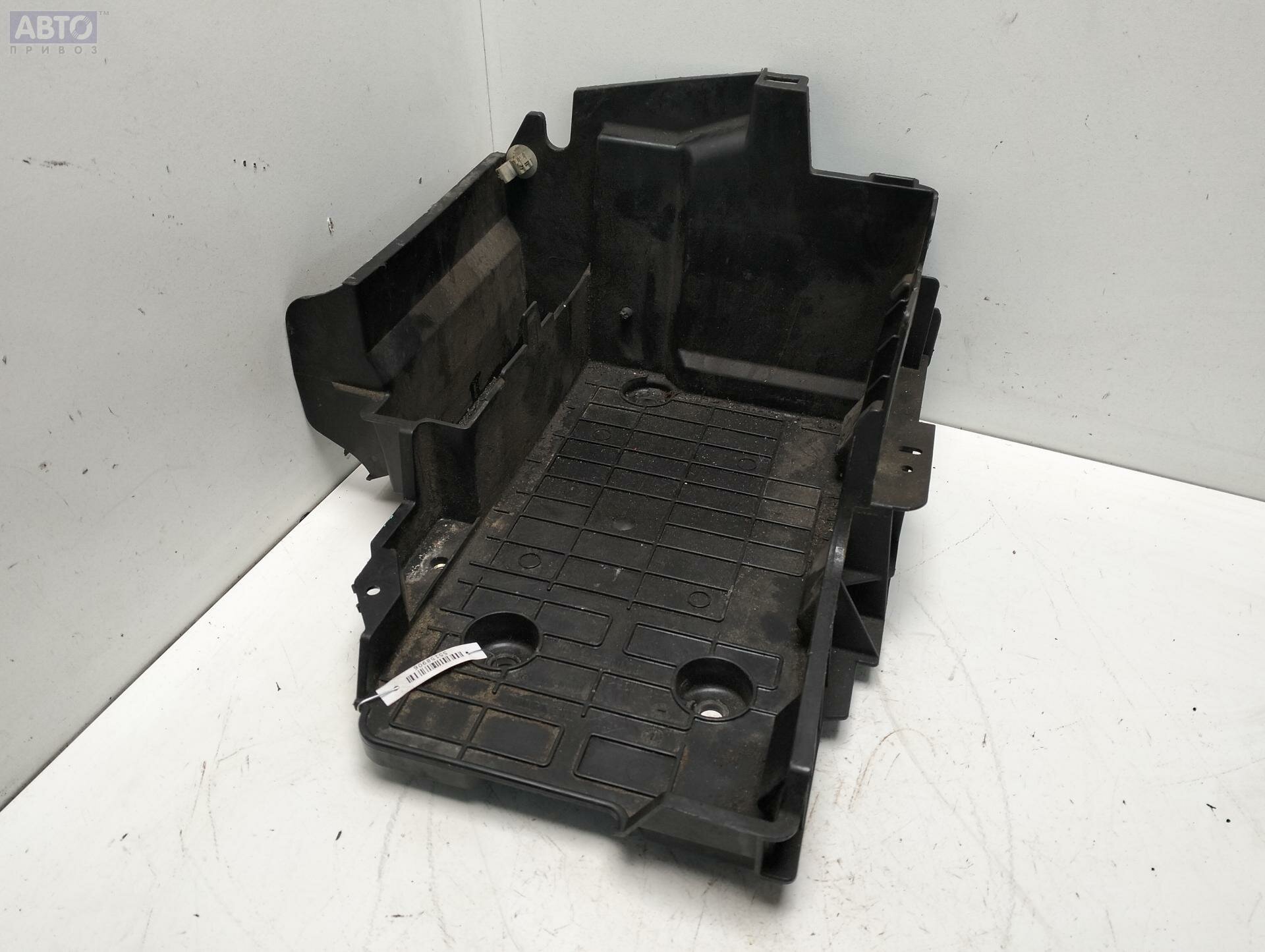 Кожух аккумулятора (короб АКБ) Renault Laguna 2 (2001-2007)