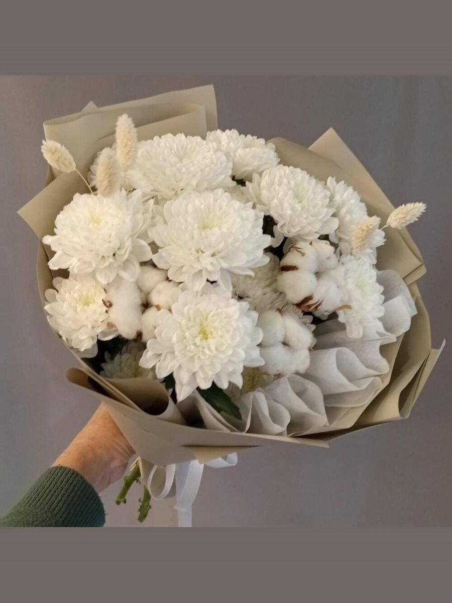 Цветы живые букет белой хризантемы "Белоснежное танго" Flor2u