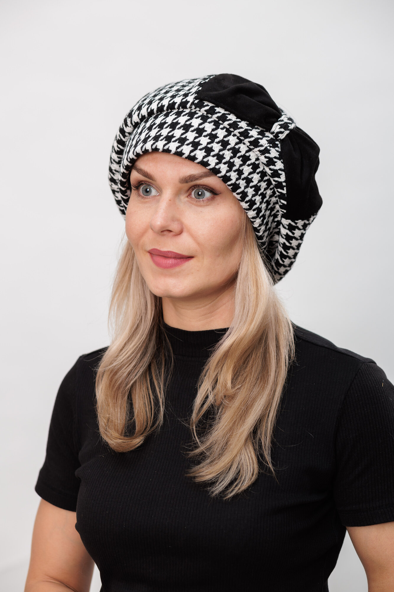 Берет  для женщин