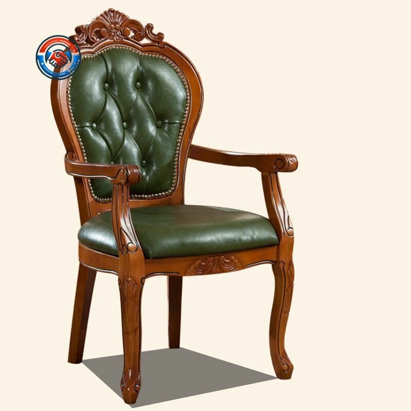 Ретро стул с подлокотниками, резные деревянные изгибы и слегка блестящая обивка, эргономичная вогнутость спинки для кухни, столовой и уютной гостиной