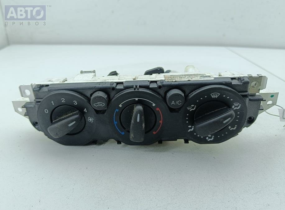 Переключатель отопителя Ford Focus 2 (2004-2010)