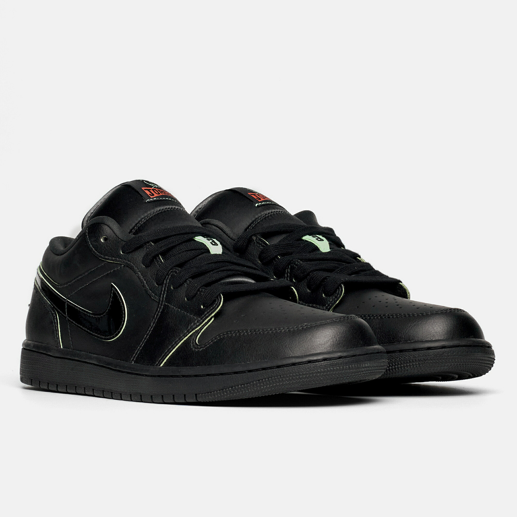 Кроссовки Air Jordan 1 Low