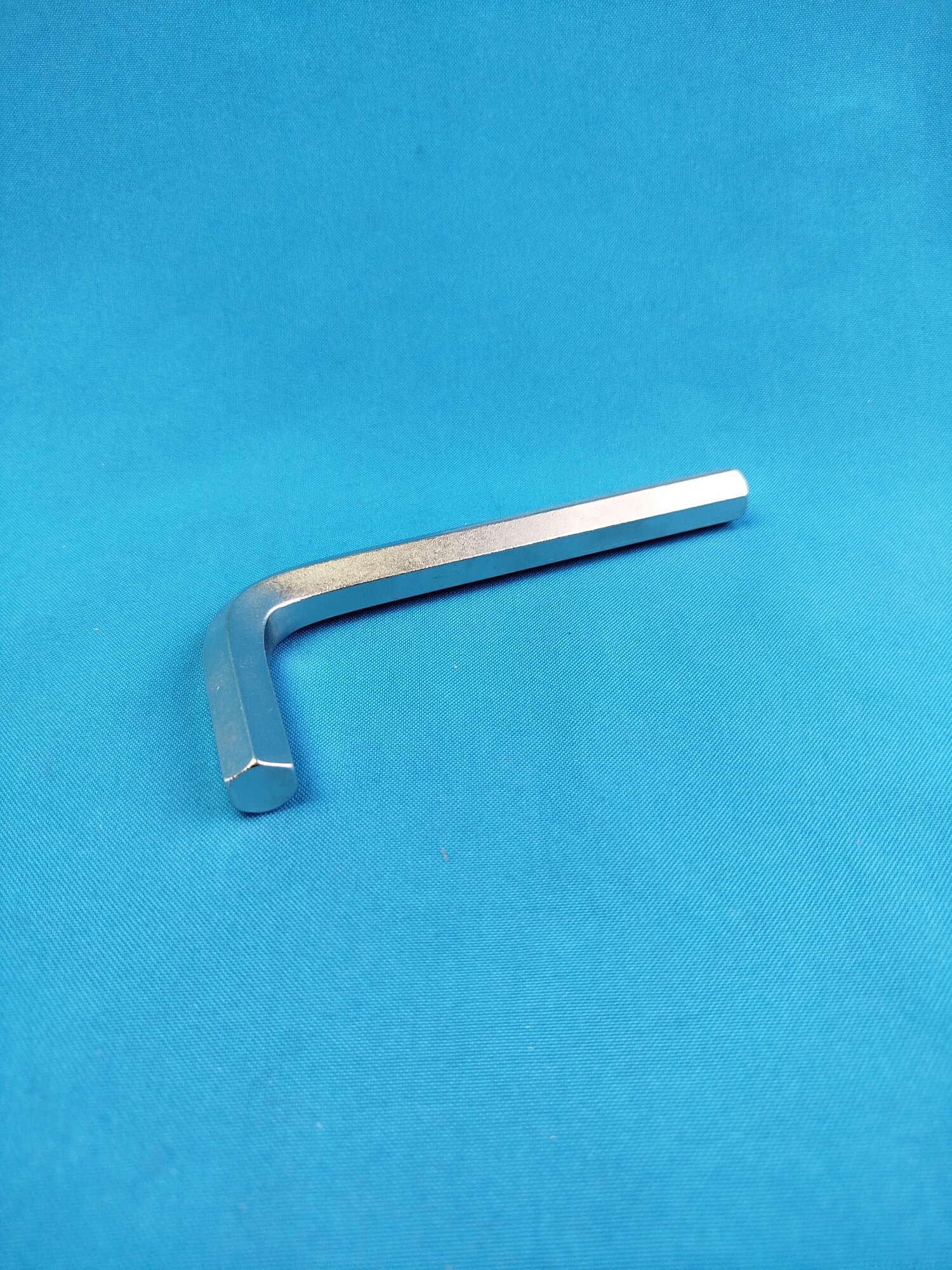 Шестигранник "сервис-ключ" 13мм