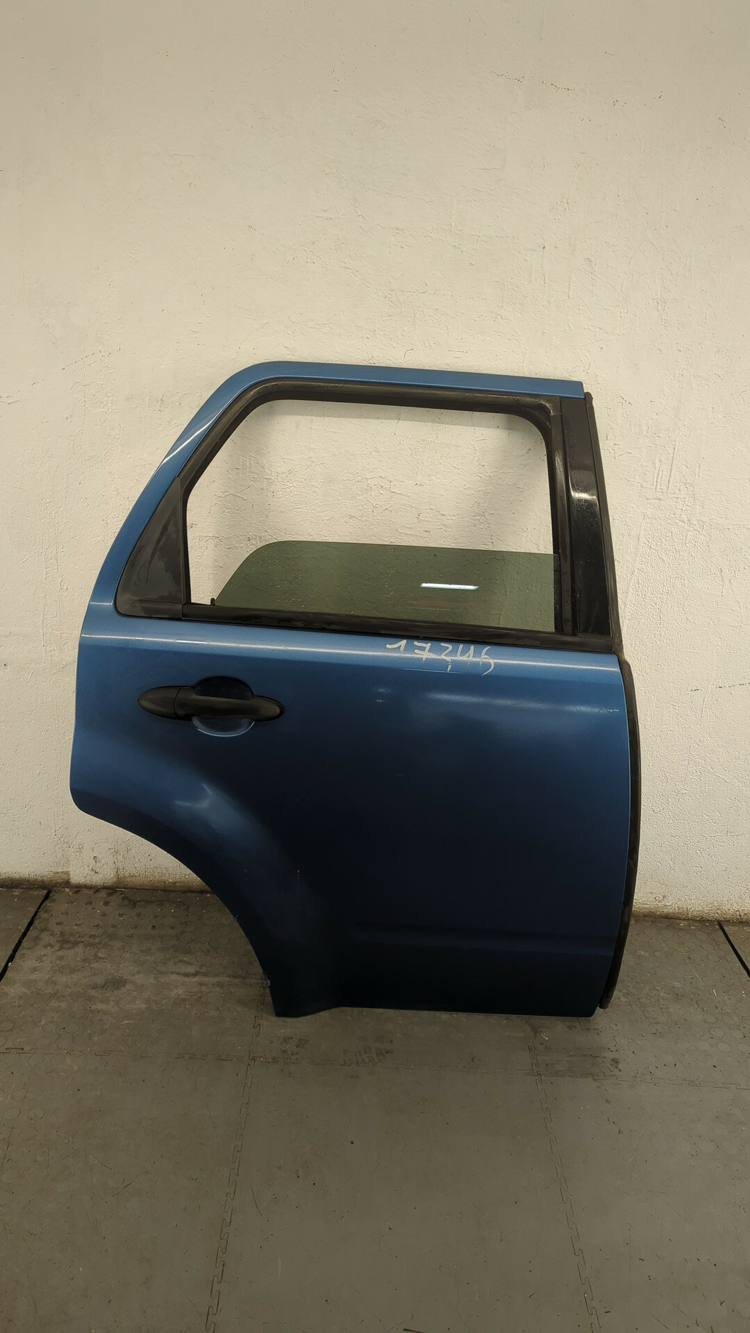 Дверь боковая (легковая) правая задняя Ford Escape Б/У
