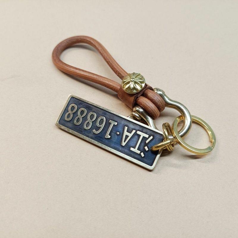 Кастомный брелок для ключей из латуни с гравировкой номера автомобиля, металлический антипотерянный брелок с гравировкой номера телефона