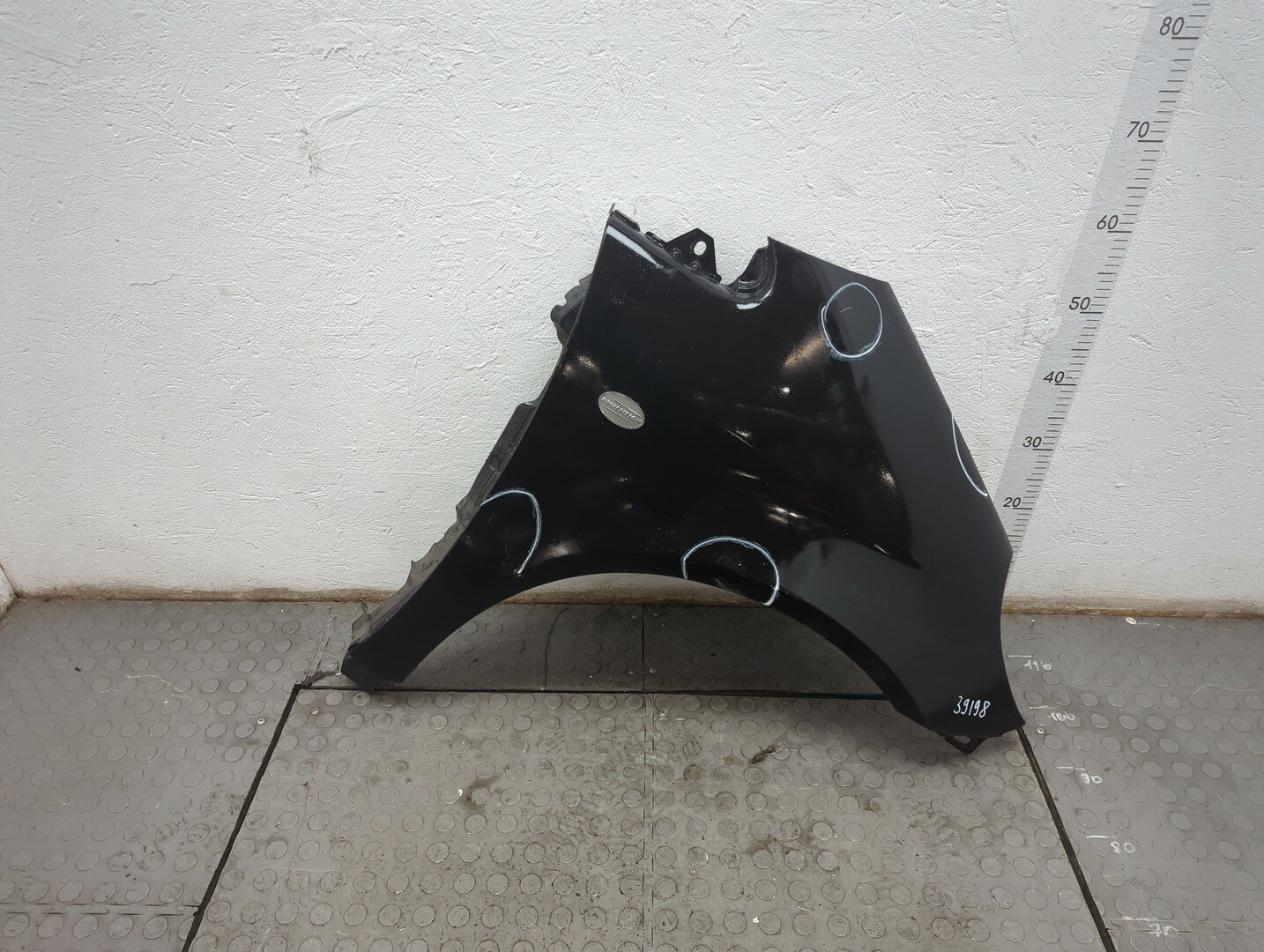 Крыло правое переднее Mercedes A W168 Б/У