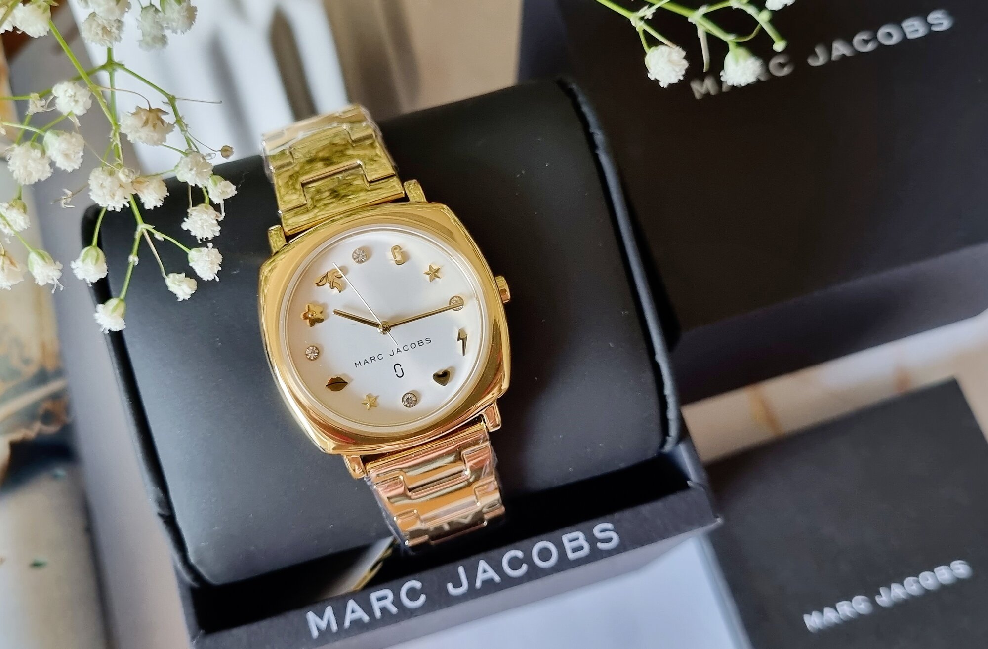 Наручные часы