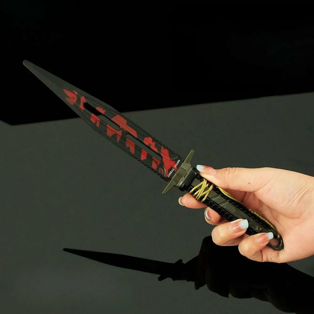 Металлическая модель оружия Arena Breakout "Победная Сабля" - 27 см (незаточенное лезвие), сплав, для фанатов PUBG/APEX/VALORANT