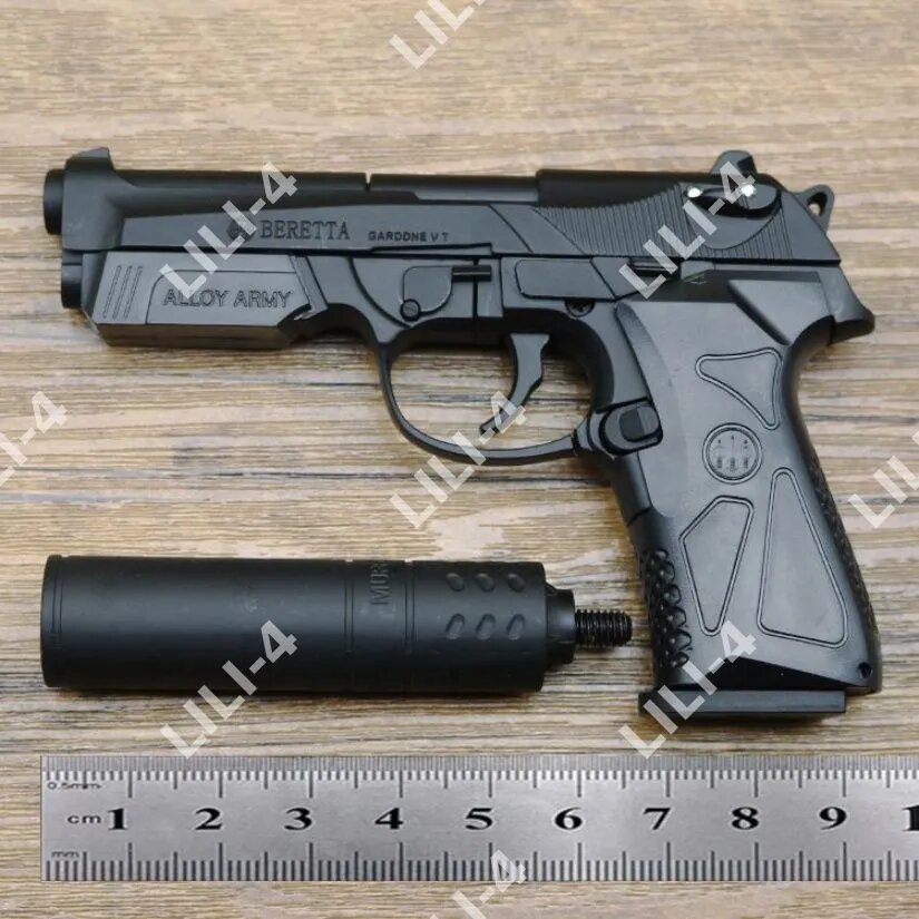 Эксклюзивная модель Beretta M92F в масштабе 1:2.05, нестреляющая копия из металла