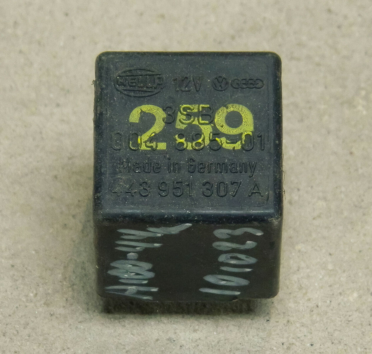 Реле звуковое 259 Audi 100 C3