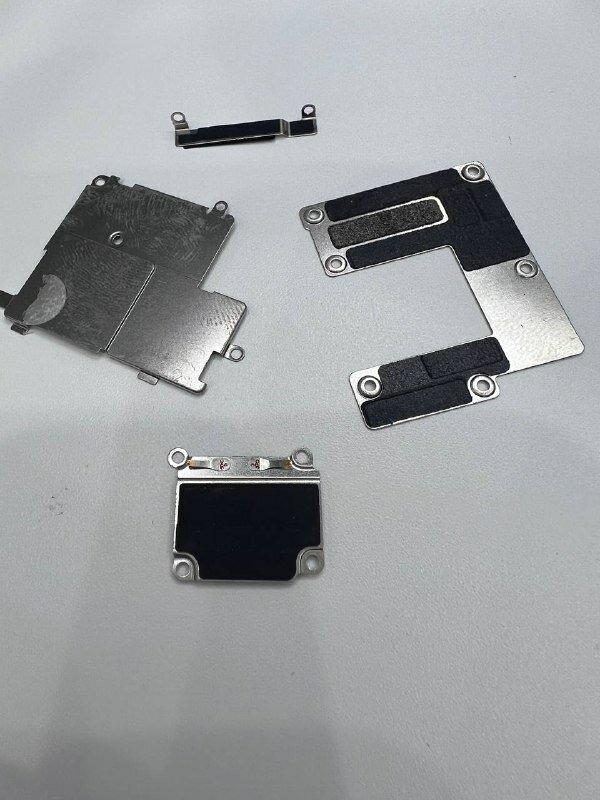Apple iPhone 11 Pro набор металлических пластин оригинал с разбора (снятый)