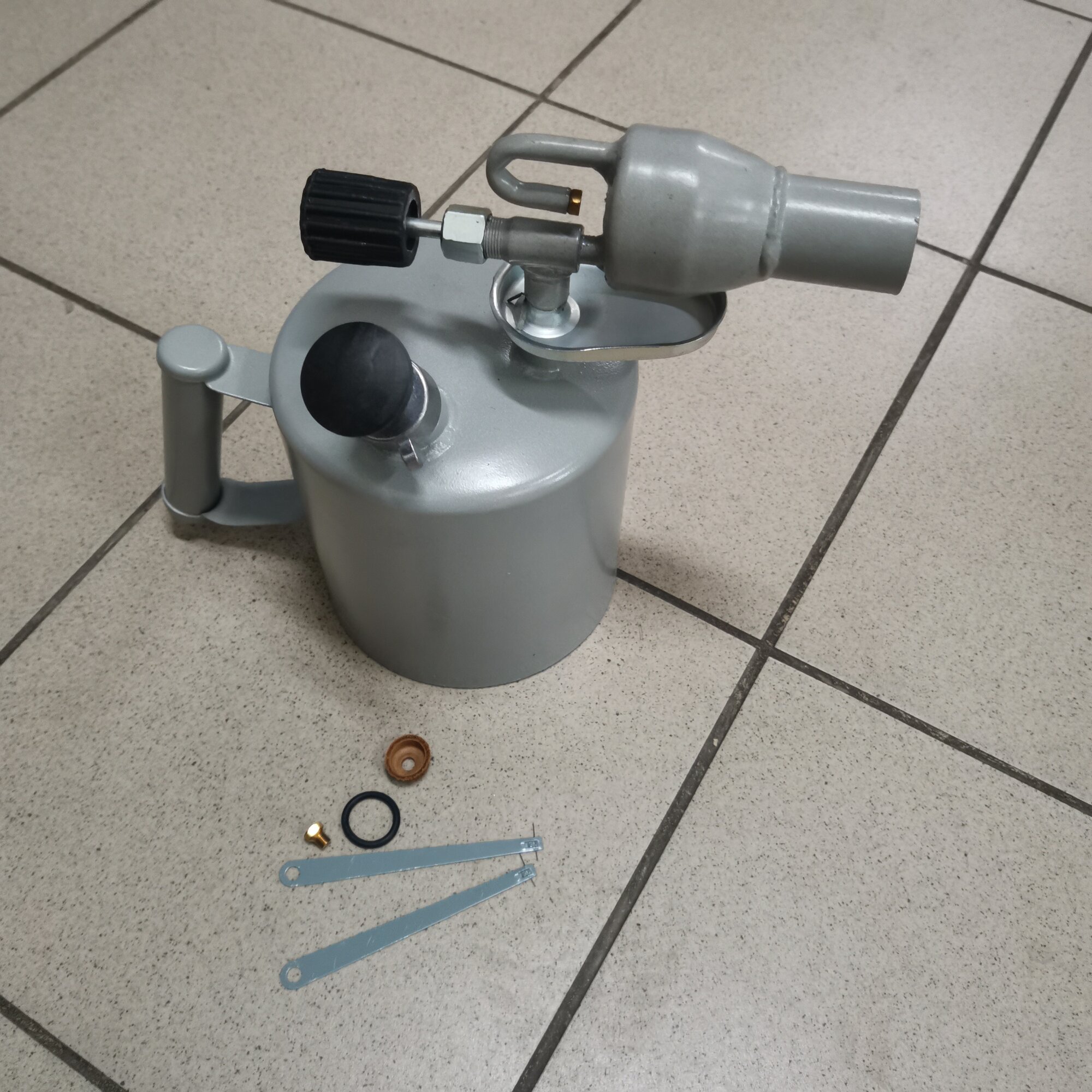 Лампа паяльная 2 л.