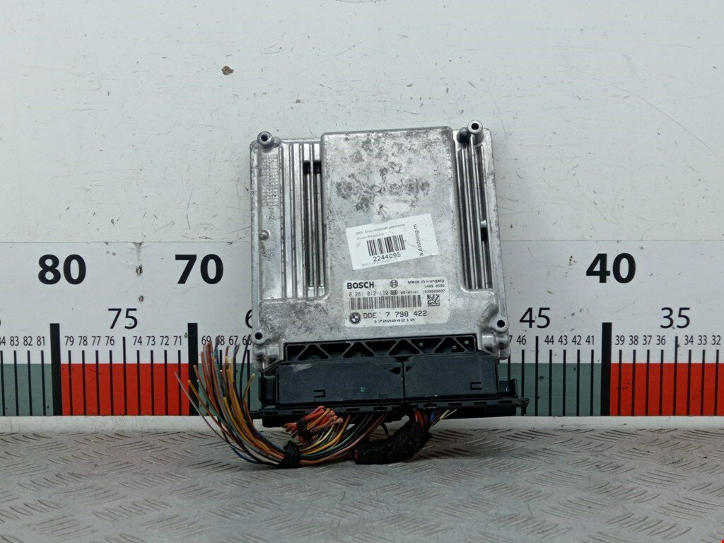 Блок управления двигателем BMW 5-Series (E60/E61) 13617798422 арт. 2244095